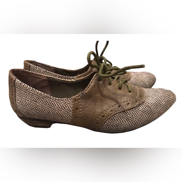 Big Buddha | Shoes | Big Buddha Herringbone Oxford Shoes Sz 7 | Poshmark